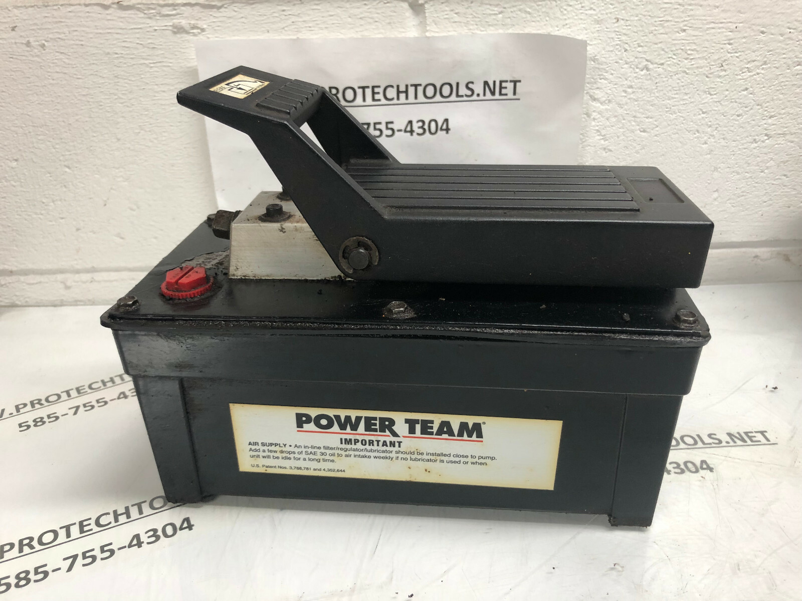 SPX Power Team PA6M Q8359 Single Speed Air Pump for Single Acting P404