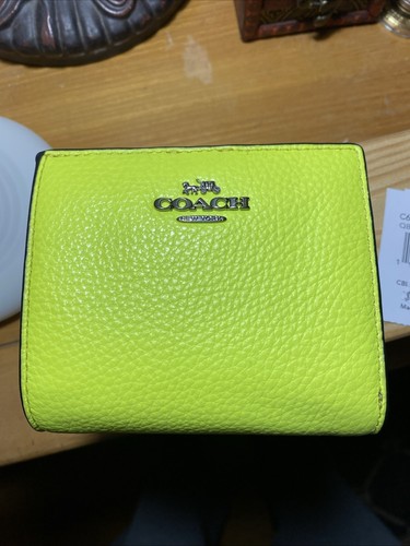 NWT RARE Coach Glo Lime Green Leather Snap Wallet C6126 | eBay