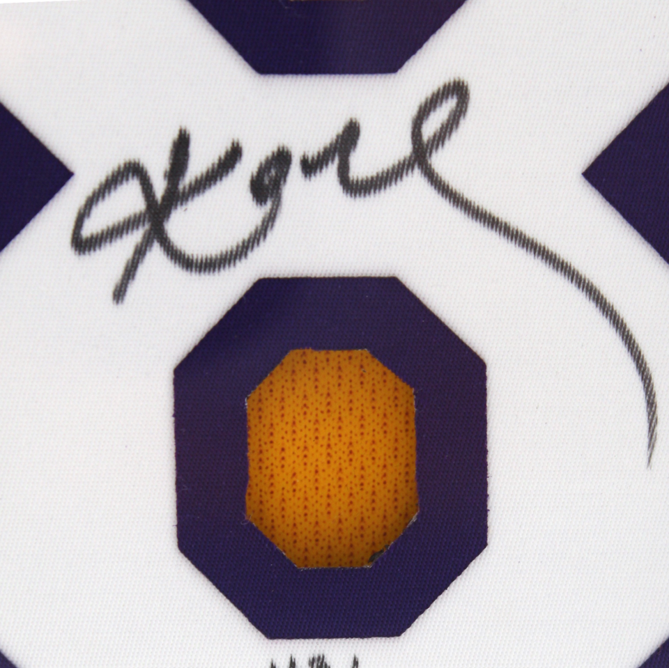 Kobe Bryant Autographed Los Angeles Lakers Jersey #8 Framed Photo UDA ...