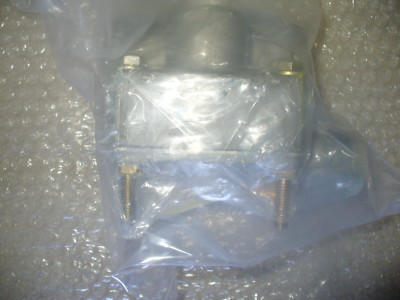 BENDIX VALVE RELAY P/N 801620 | eBay