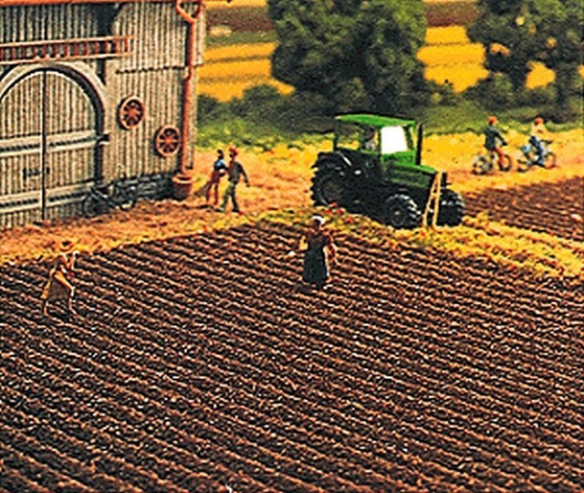 Busch HO N Acker Farrowed Field Farm 480 X 280 Mm Model H0 7182 for ...
