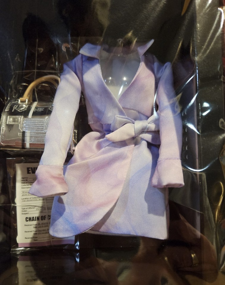 Integrity Toys 'Stilettos Out' Cryptic Cases Imogen Lennox as Donna ...