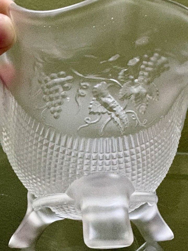 Fenton Footed Satin Crystal Velvet Grape and Diamond Design 1979 Glass ...