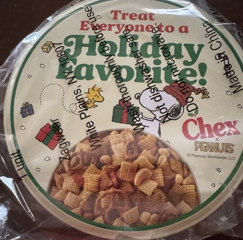 2025 Chex Peanuts Holiday Tin Charlie Brown Snoopy Collectible ...