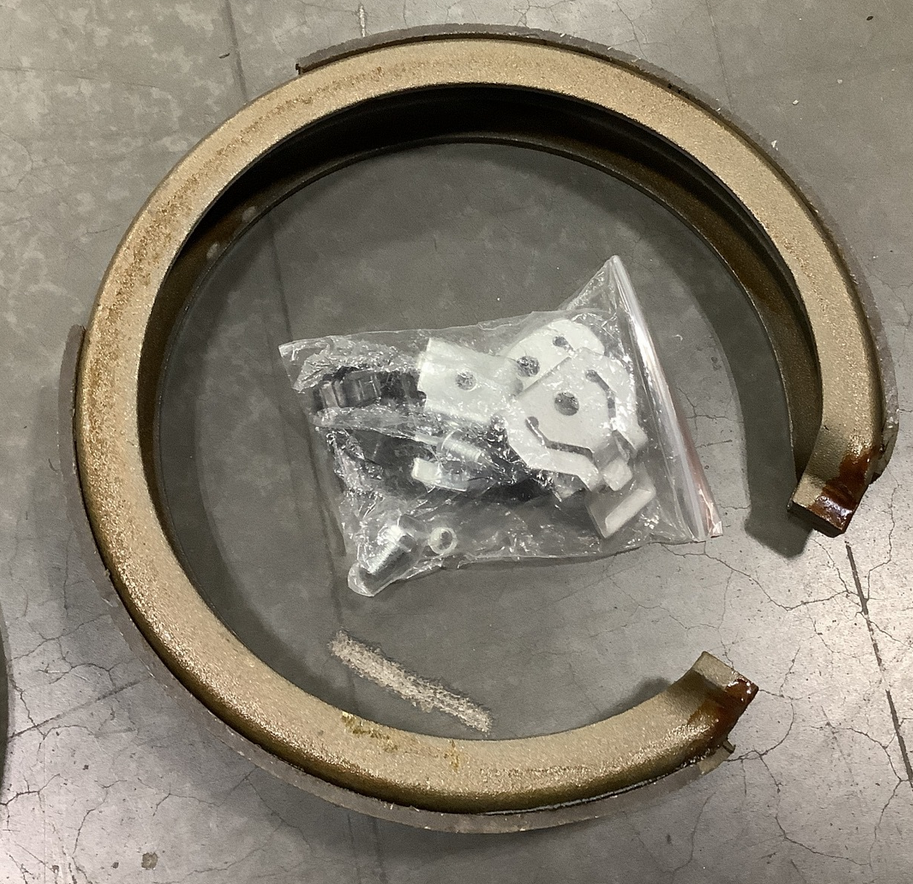 OEM NEW 99-19 GM Chevrolet GMC Hummer Yukon Rear Parking Brake Shoe Kit ...