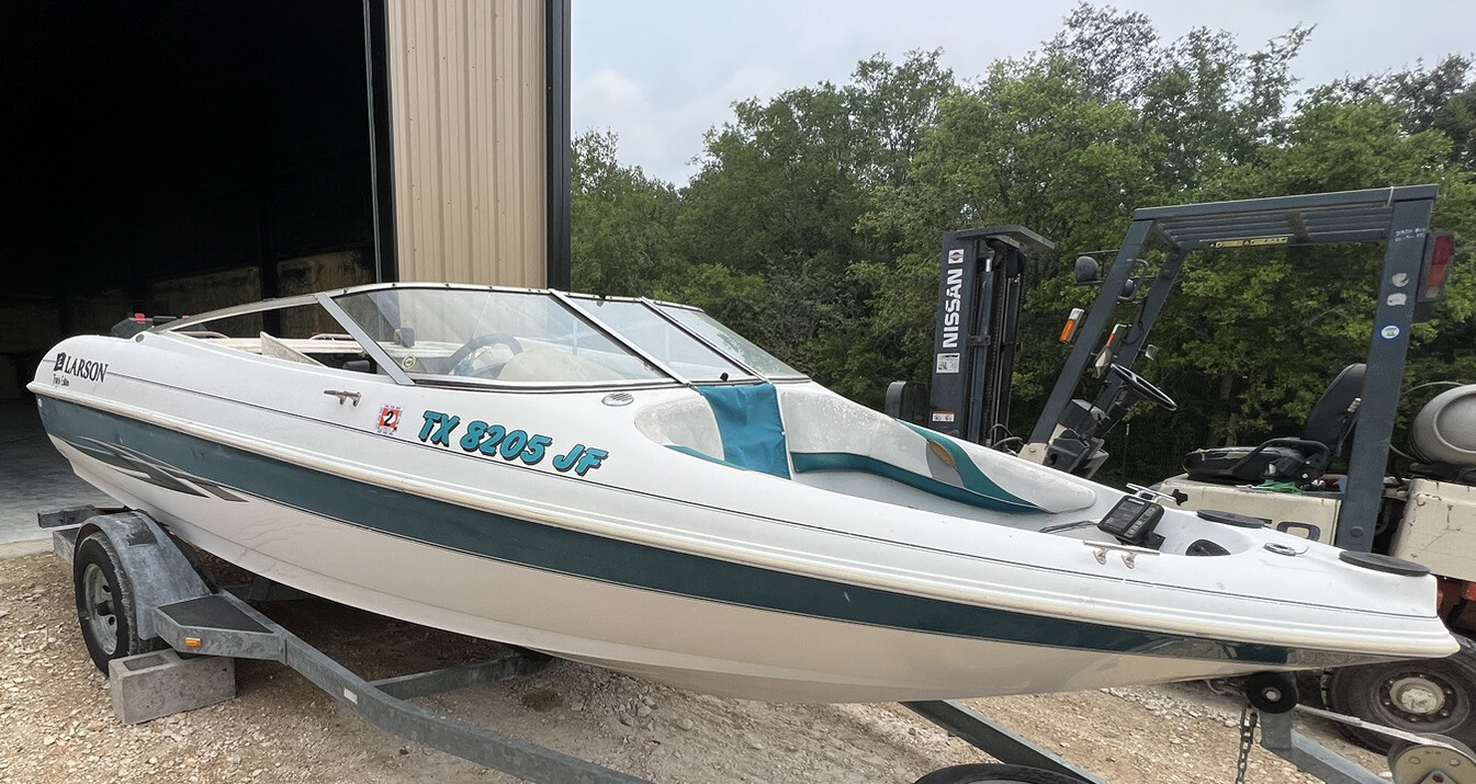 Oem 2000 Larson 186 Sei Windshield Great Condition Complete | eBay