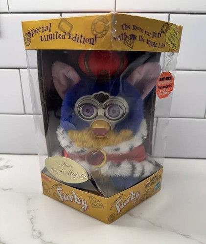 RARE Furby YOUR ROYAL MAJESTY 2000 SPECIAL LIMITED EDITION Purple Eyes ...