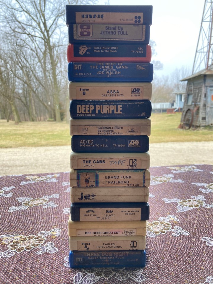 LOT OF 15 CLASSIC ROCK 8 TRACK TAPE KISS AC/DC BEE GEES DEEP PURPLE ...