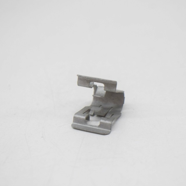 OEM Mercedes-Benz C W205 Right A-pillar Top Retaining Clip A0049913570 ...