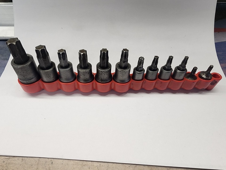 Mac Tools USA 1/4" & 3/8" Drive 12 pc Torx Sizes T15 - T60 Socket Set ...