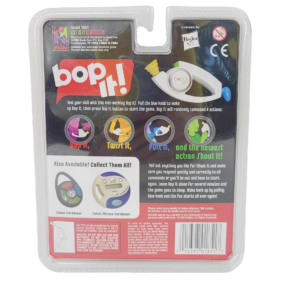 Hasbro Bop It Mini Carabiner Edition Hand Held Electronic Game #1851 ...