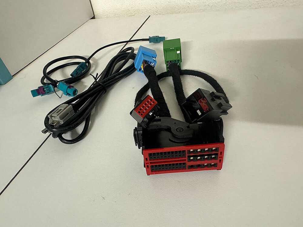 2019-2024 RAM 8.4" NONE GPS UCONNECT 5 TO 12" UCONNECT 4C INTEGRATION ...