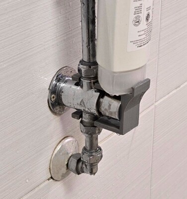 Public Shower CLIP LockS shower Push Button (Gym, Camping, etc ...