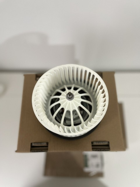 Land Rover Discovery Sport L550 Heater Blower Motor LR112270 for sale ...