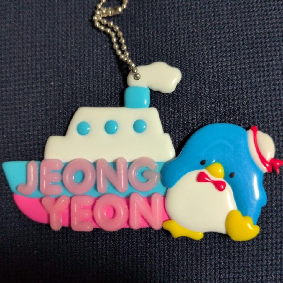 Sanrio My Melody Tuxedo Sam Nameplate TWICE Jeongyeon | eBay