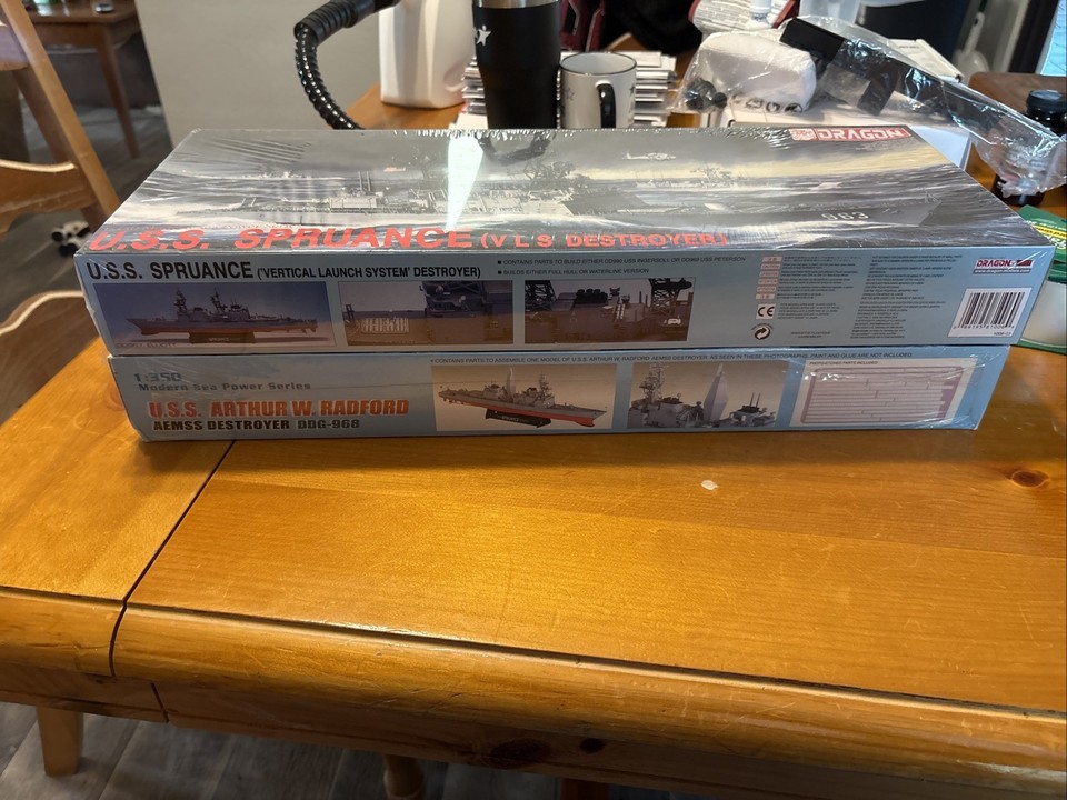 Dragon USS Spruance & Arthur W Radford Destroyer Model Kit | eBay