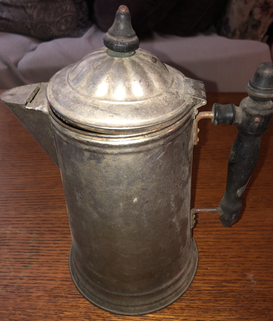 ANTIQUE FARMHOUSE TIN COFFEE POT w/HINGED LID & WOOD HANDLE - 1900’s ...
