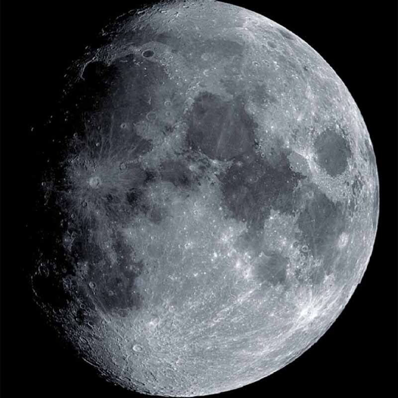 Diameter of 114 and focal length of 900 Newtonian mirror+25 mm ...