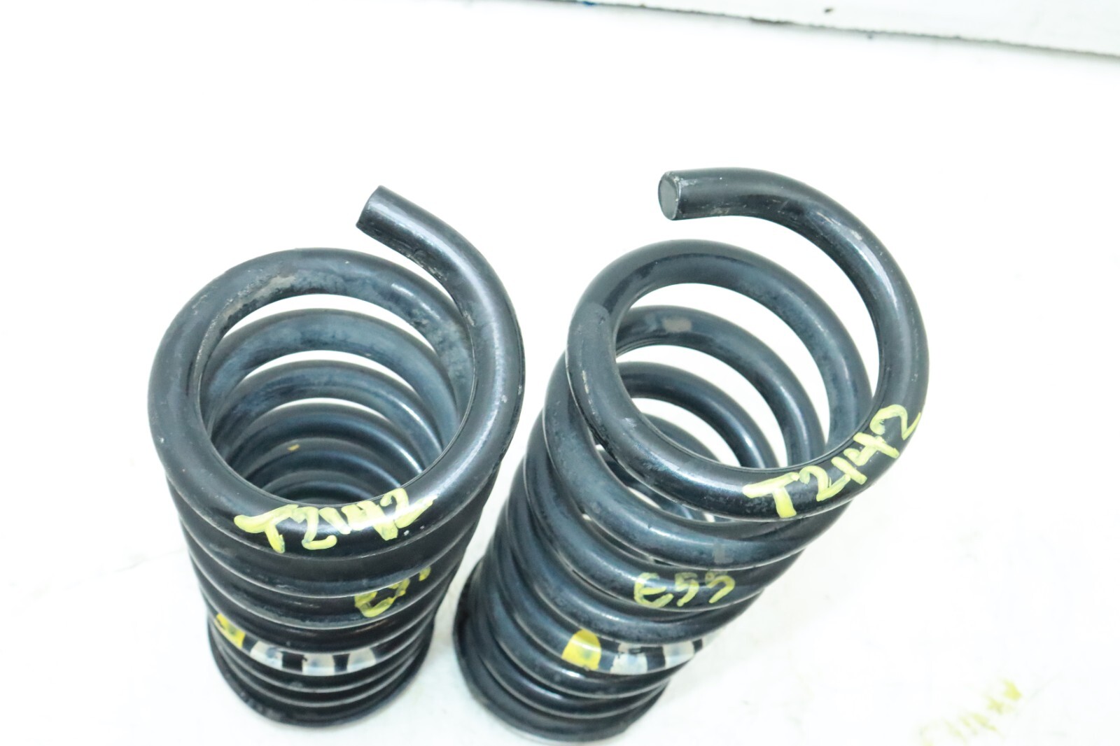 1998-2002 Mercedes-Benz E55 AMG W210 Front Coil Springs Pair Left ...