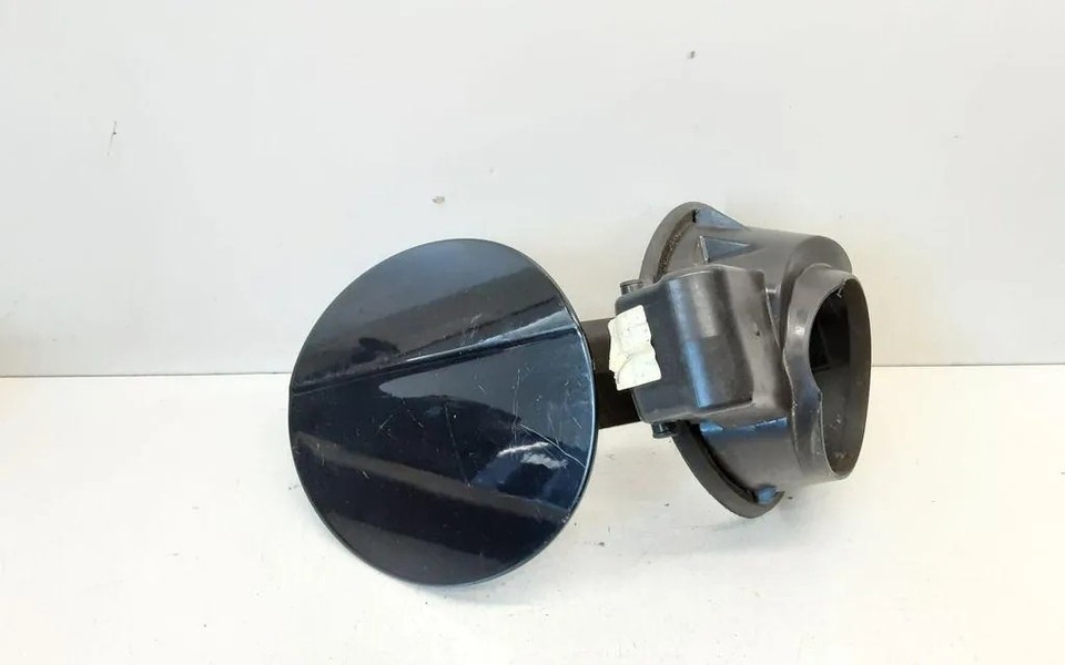 AUDI A3 Sportback 8PA Fuel Tank Cap Lock Motor 8P4809999 1.90 Diesel ...