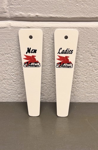 MOBILGAS GASOLINE RESTROOMS KEY HANGER WITH FOBS GAS OIL GARAGE STATION ...