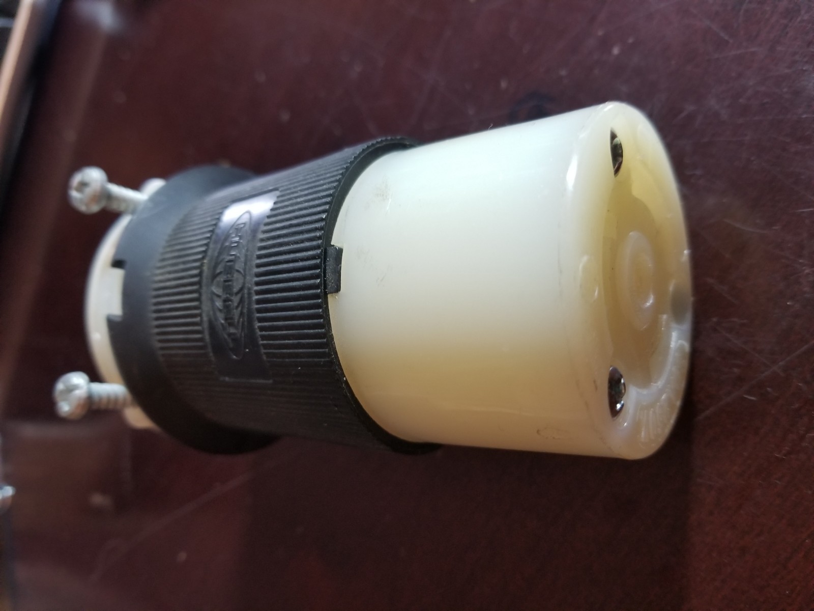 HUBBELL TWIST LOCK RECEPTACLE HBL2623 2POLE 3 WIRE 20A 250V | eBay