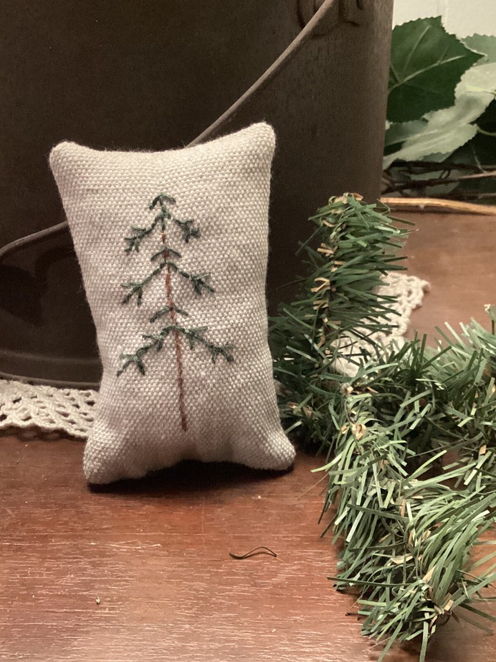 Primitive Hand Stitched Sampler Christmas Tree Lodge Cabin Tiered Tray ...