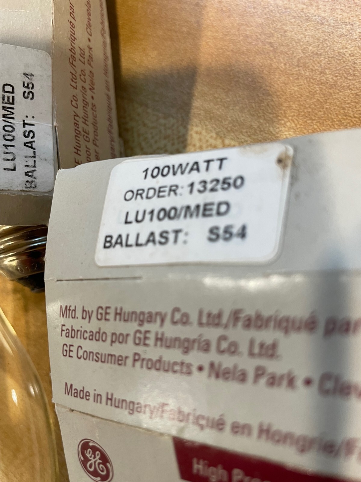 (2) Two 100 Watt GE Medium Base High Pressure Sodium Bulbs LU100/MED | eBay