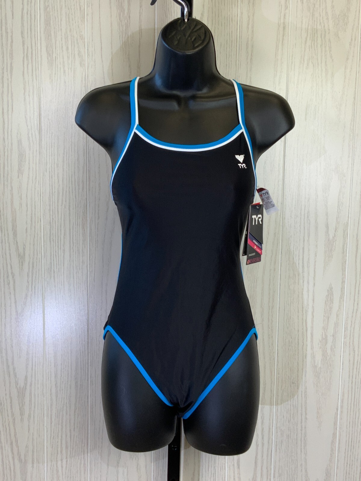 TYR Solid Reversible Diamondfit Swimsuit, Women's Size S (4/6), NEW ...