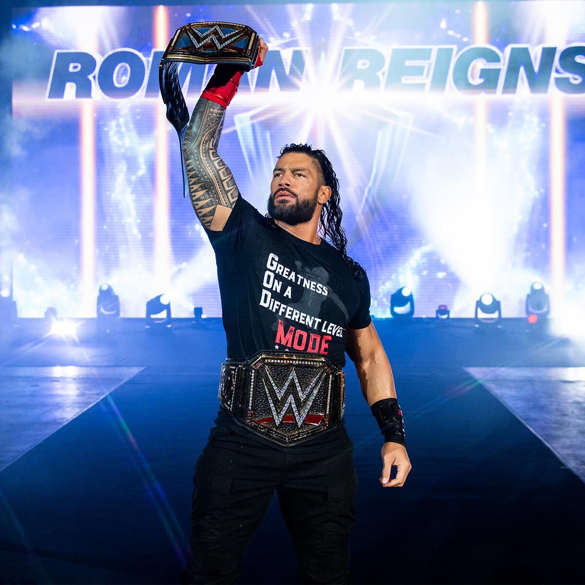 Roman Reigns Nxt Feisteas