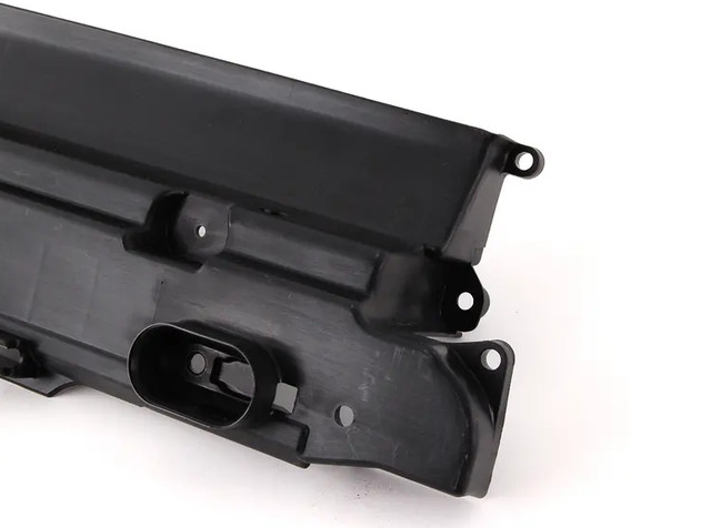 2008 BMW 528xi Upper Radiator Support Bracket Plate 17117519205 OEM for ...