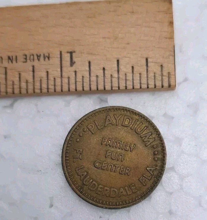Playdium Family Fun Center Ft. Lauderdale, FL Arcade Game Token 22mm ...