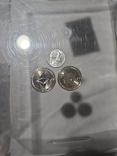 Mini Brands Zuru 5 Surprise Foodie Series Gold Ethereum and WOW Doge ...