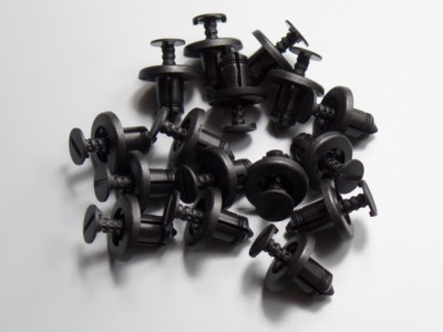 20X Ratcheting Clips Bumper Ø 8,2 for Renault Dacia 7703072360 | eBay