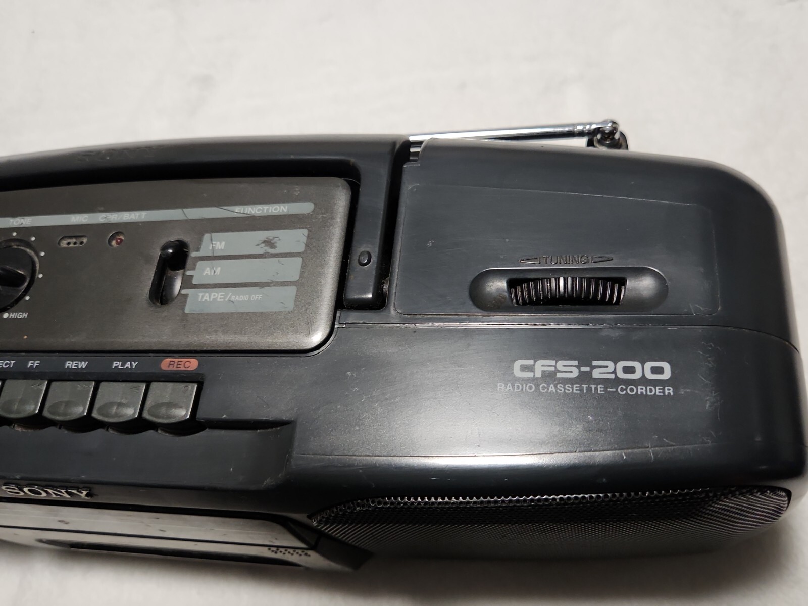 VINTAGE SONY CFS-200 AM/FM STEREO BOOMBOX RADIO CASSETTE PLAYER FOR ...