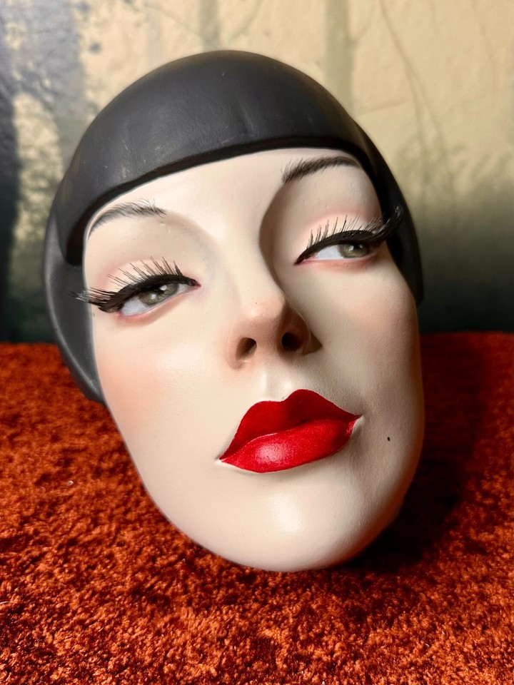 Mannequin Semi Realistic Female Head Vintage 90s Goth Art Oddity ...
