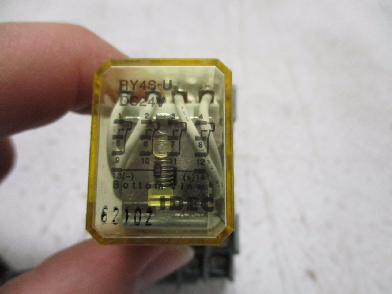 IDEC RY4S-U With Base | eBay