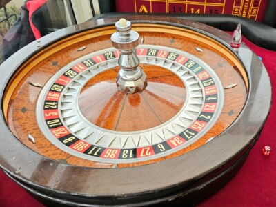 John Huxley Starburst Wheel Plus Tables And Chips And Accessories | eBay UK