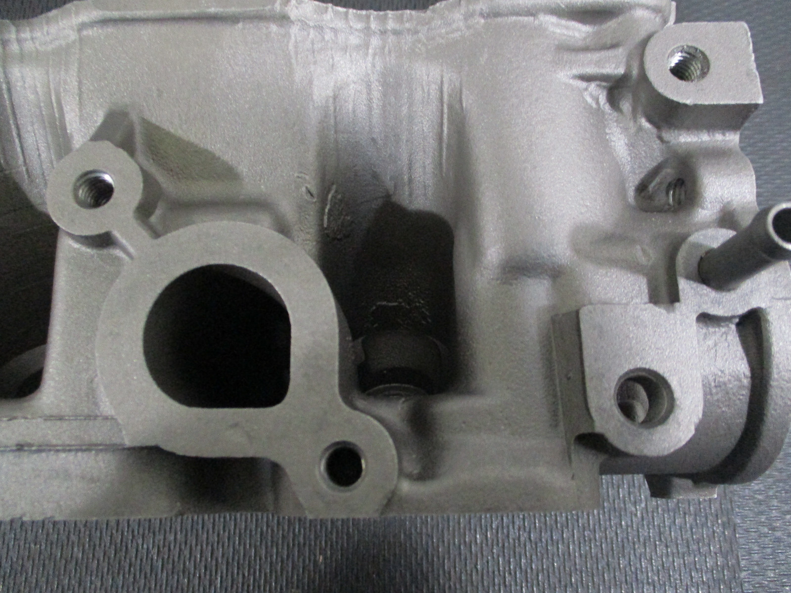 Mazda 1.6L SOHC B6 Cylinder Head (BARE: No Camshaft or Rocker Assembly ...