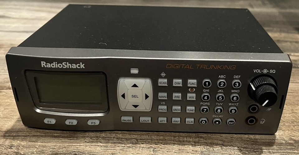 RadioShack PRO-197 Digital Trunking Radio Scaner w/ Box & Bracket | eBay