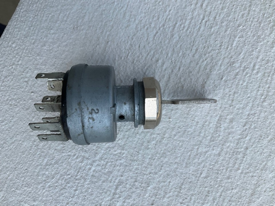 Pollak U.S.A. 192-3 International Ignition Switch set Keys 1967 1300B ...