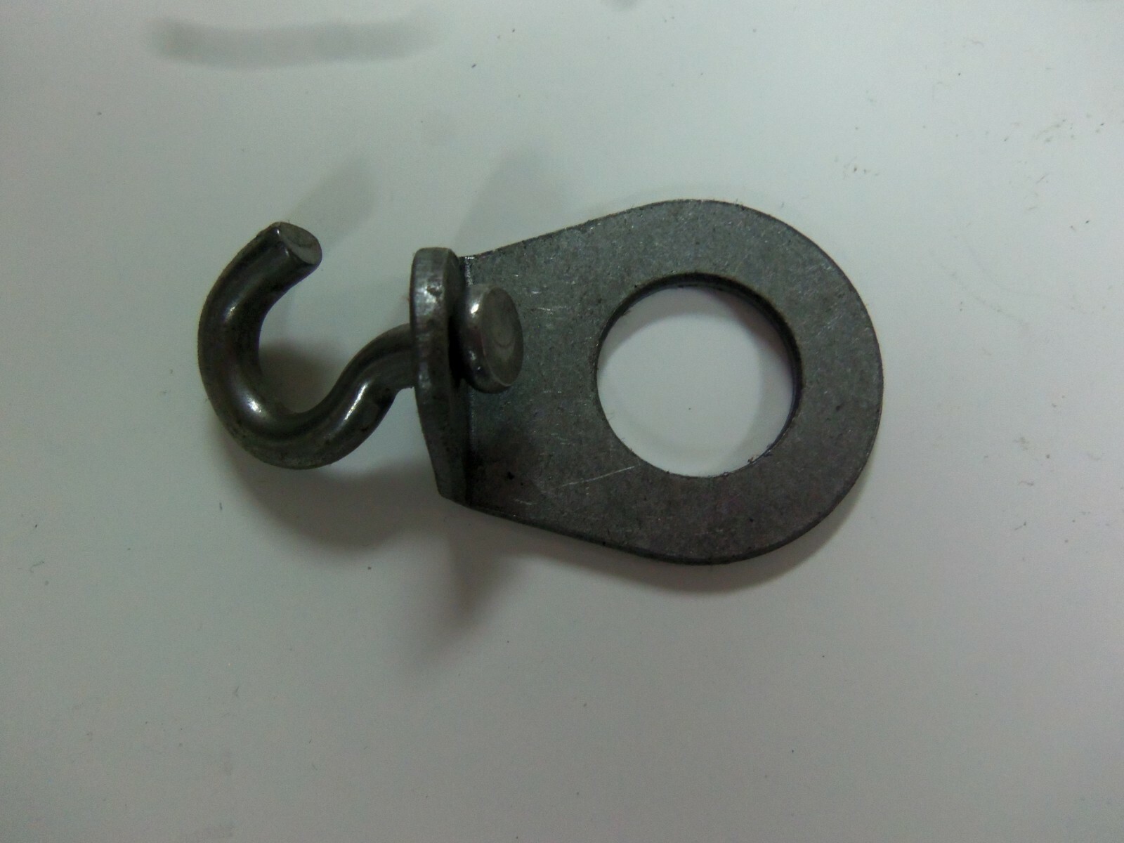 100 Flat Stake Stake Swivels Traps Trapping Raccoon Coyote Fox | eBay