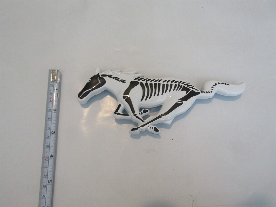 WHITE W BLACK BONES SKELETON 2005 - 2009 FORD MUSTANG GRILL GRILLE ...
