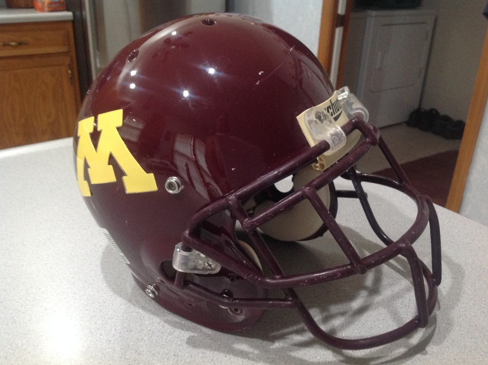 Vintage Minnesota Golden Gophers Full Sized Schutt Air Football Game ...