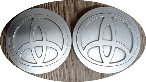 2x GENUINE TOYOTA COROLLA, AVENSIS CENTRE / HUB CAP FOR ALLOYS A#48 ...