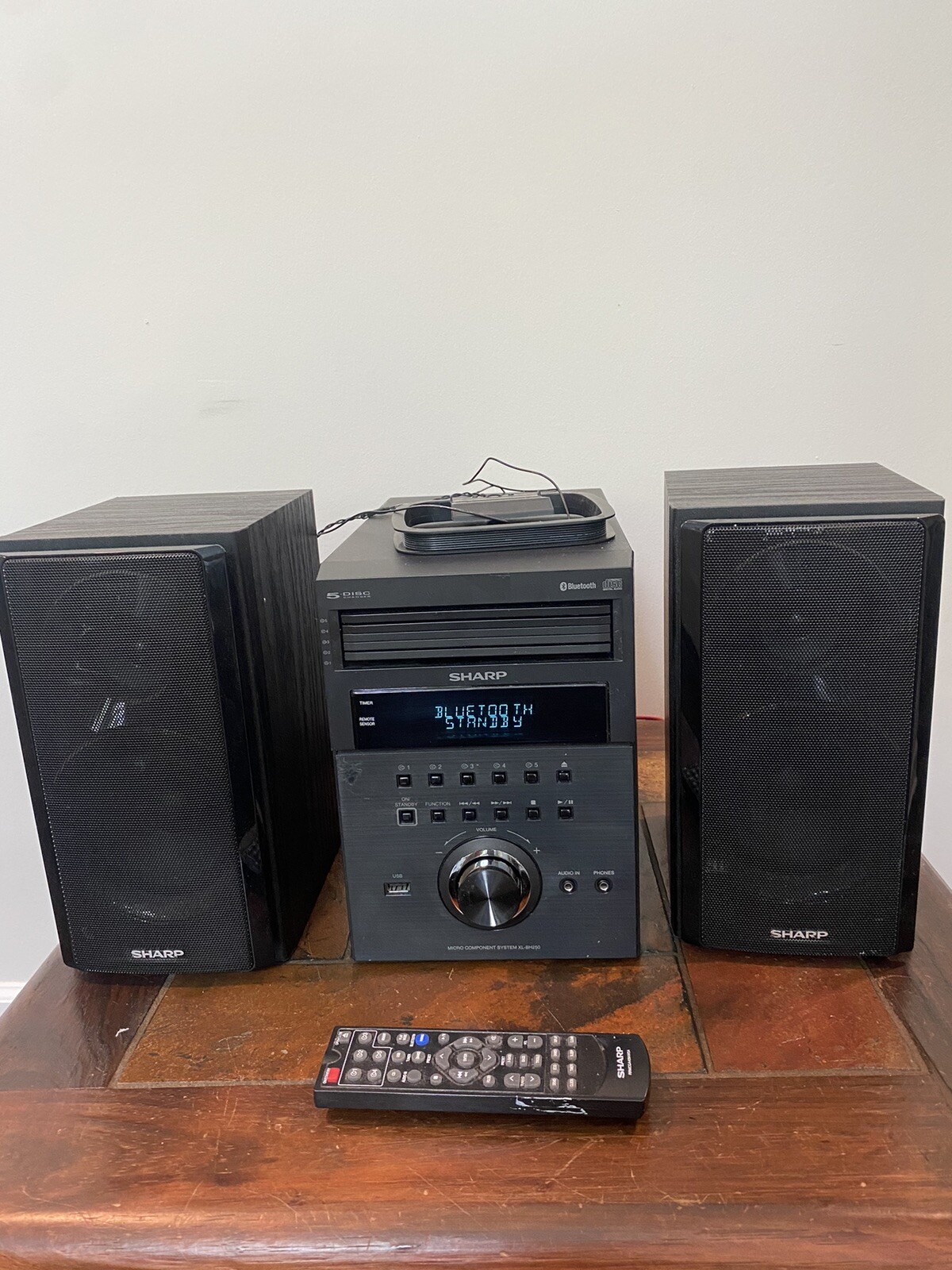 Sharp XL-BH250 Micro Shelf Executive Speaker System 5-Disc AM FM ...
