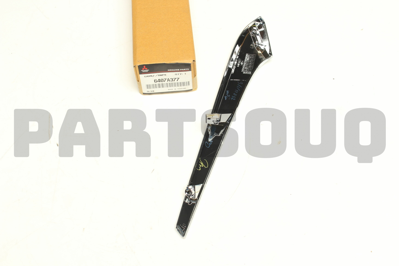 6407A377 Genuine Mitsubishi GARNISH,FR BUMPER SI | eBay