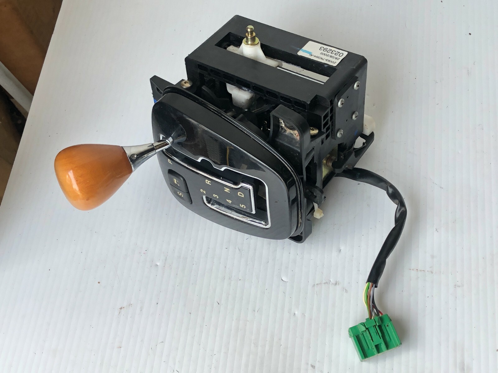 2004 - 2007 Jaguar XJ8 Center Console Gear Shifter Shift Unit 2W93 ...