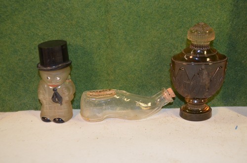 3 small perfume bottles, one a blank, Extract hankerchief shoe, man in ...