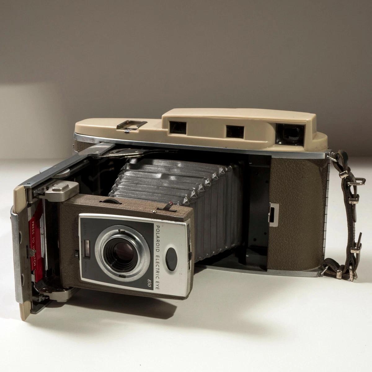 1957 Polaroid Model The 800, 44% OFF | www.pinnaxis.com